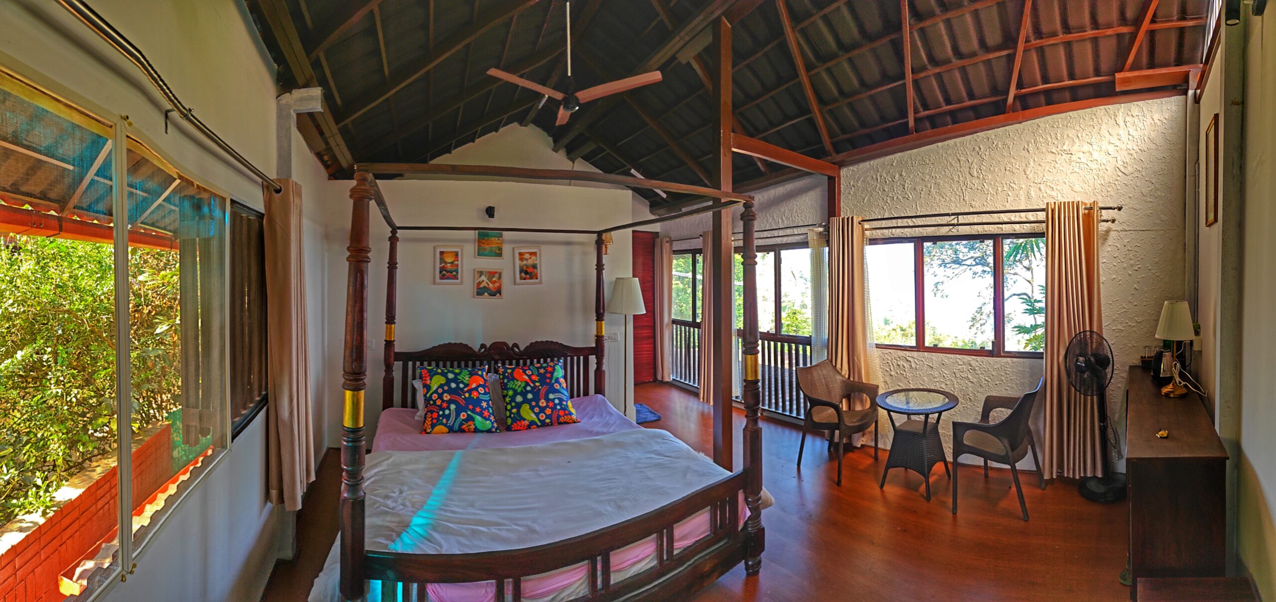 Room 8 : New block - Mountain View Room - The Woodpecker Estate - Coorg